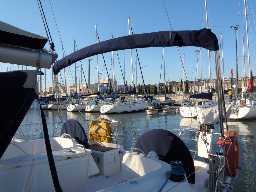 Capa de Bimini em lona acrílica - Velamar